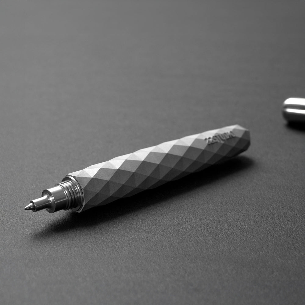 Polygon Concrete Pens – 22STUDIO