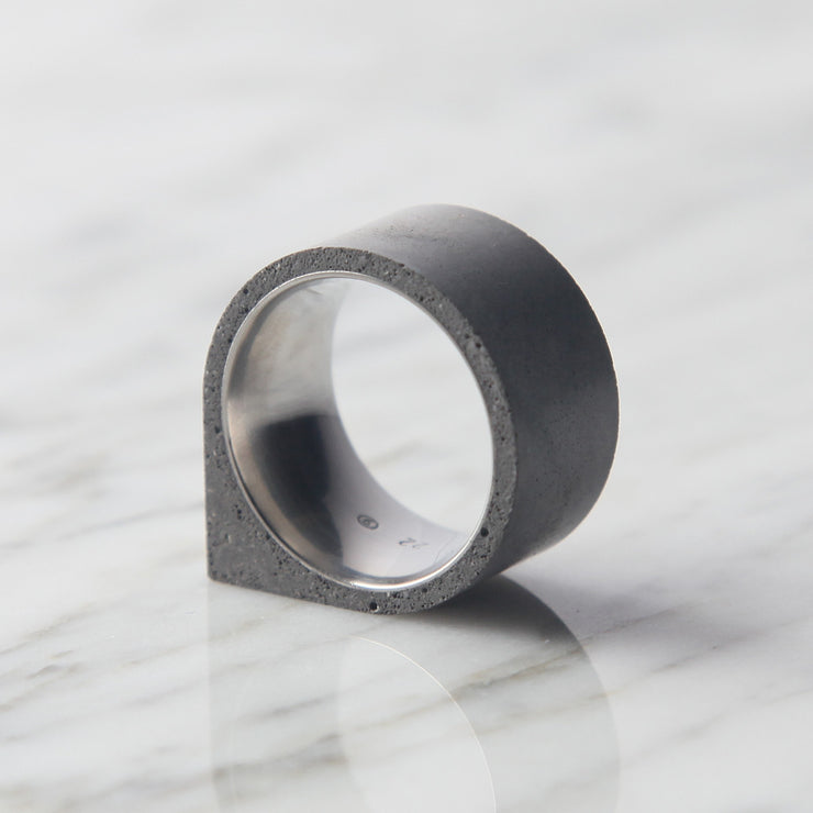 Corner Ring – 22STUDIO